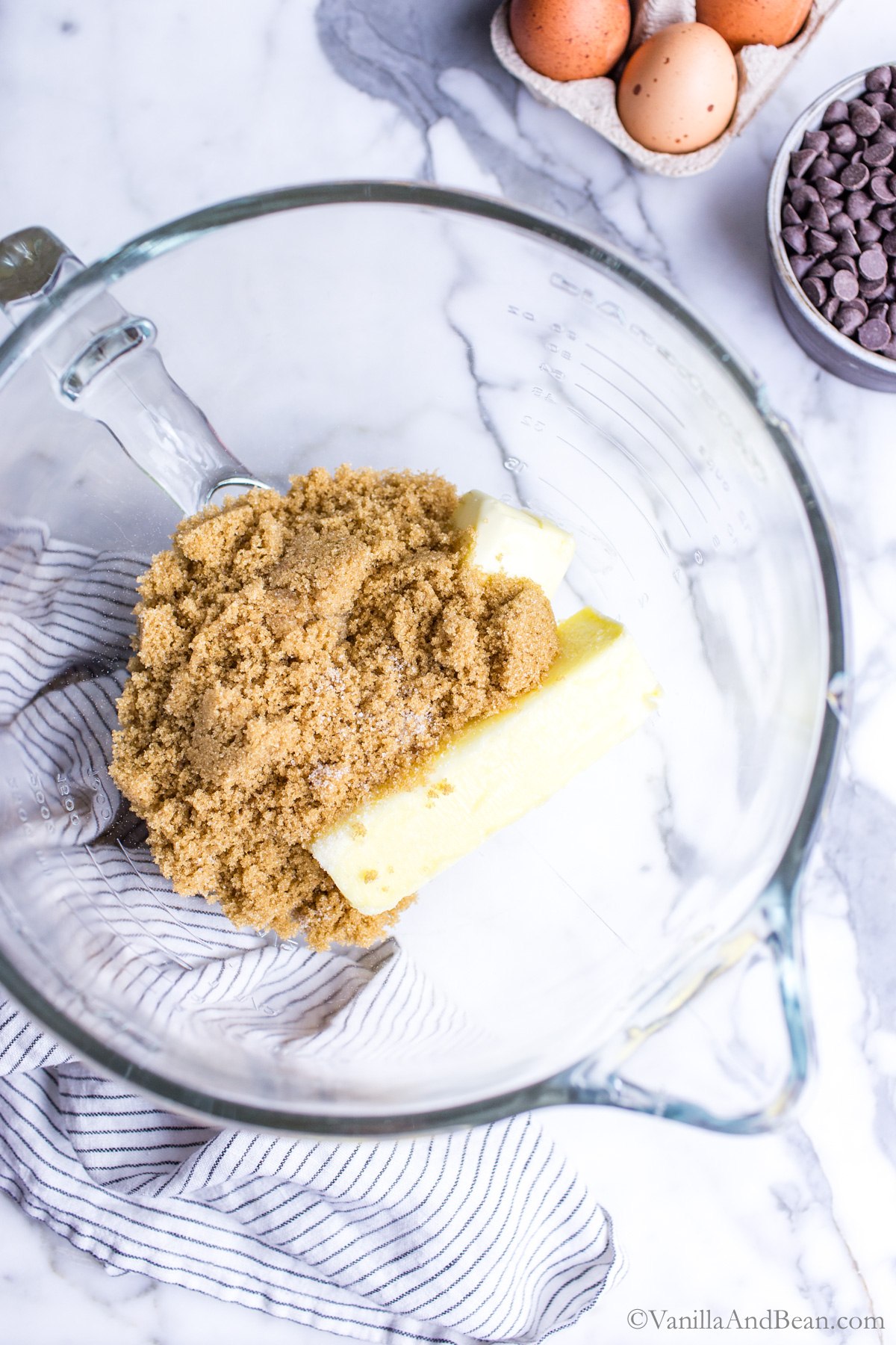 Coconut & Macadamia Nut Cookies (Royale Cookies)
