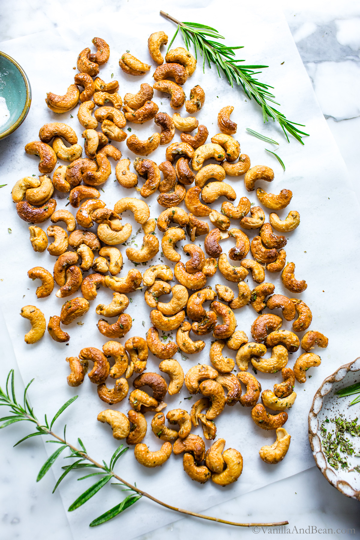 Sweet and Spicy Maple-Roasted Rosemary Cashews