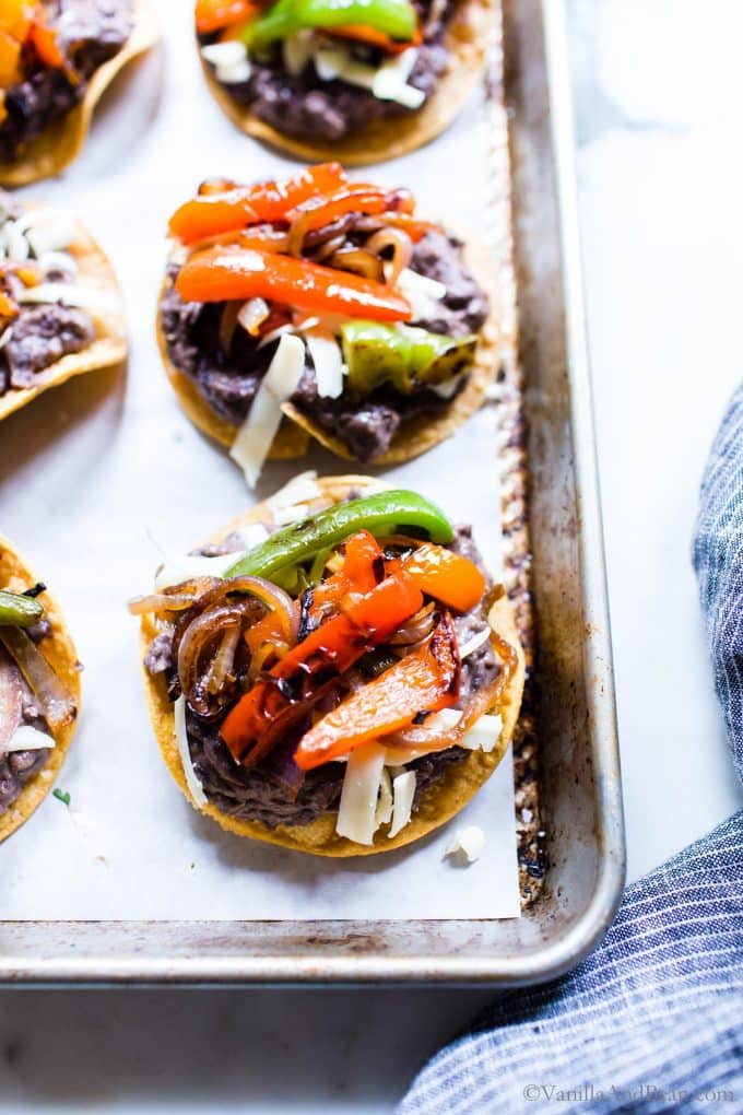 Black Bean Vegetarian Tostadas with Fajita Veggies (easy!) | Vanilla ...