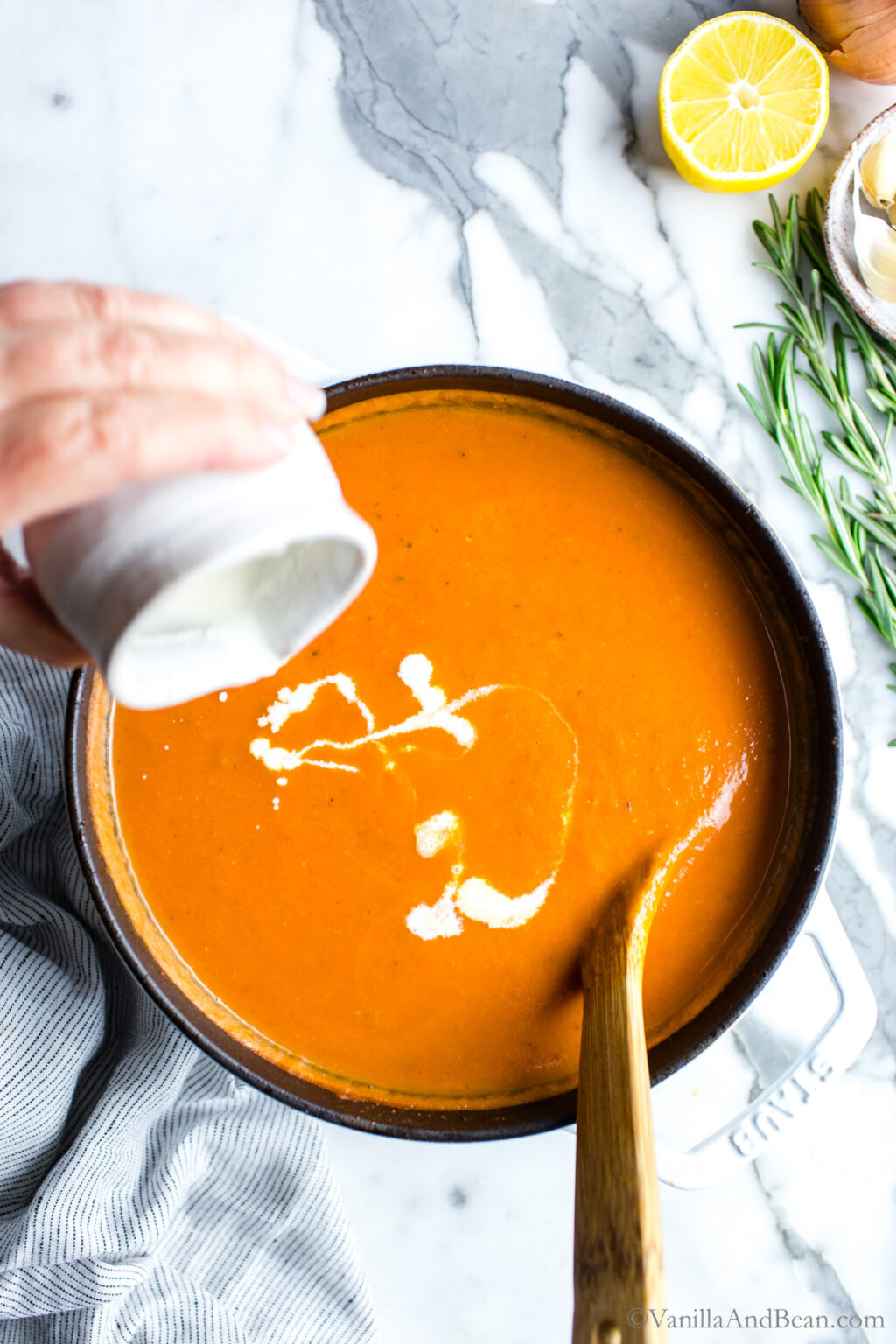 Creamy Tomato Soup with Canned Tomatoes